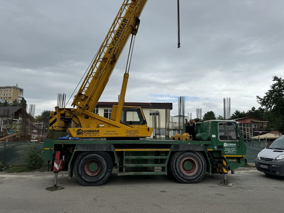 Automacara Grove 40Tone-Lungime brat 37m Bacau • OLX.ro