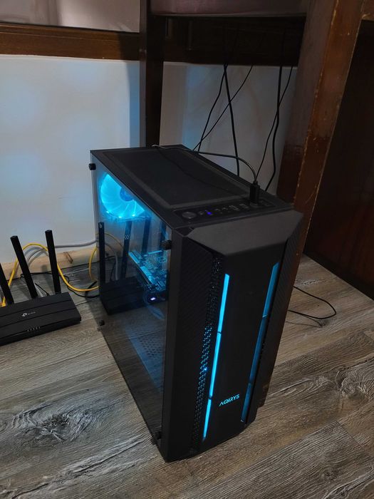 Setup gaming unitate + monitor Brasov • OLX.ro