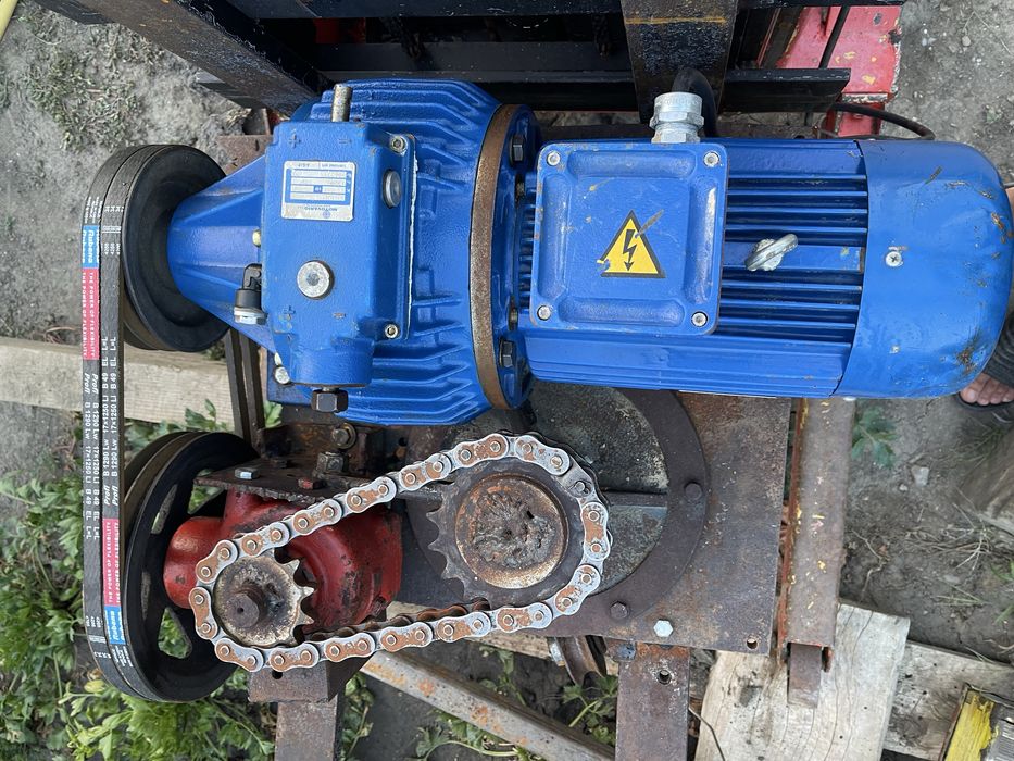 Vand instalatie forat puturi apa Buzau • OLX.ro