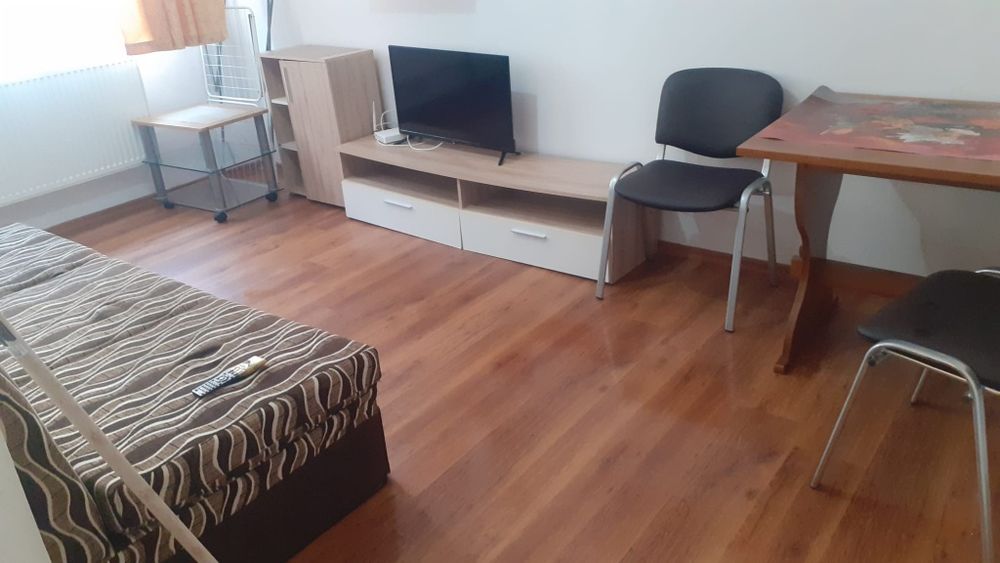 Proprietar Arad, 2 semidecomandate de inchirit in Micalaca, 300 euro