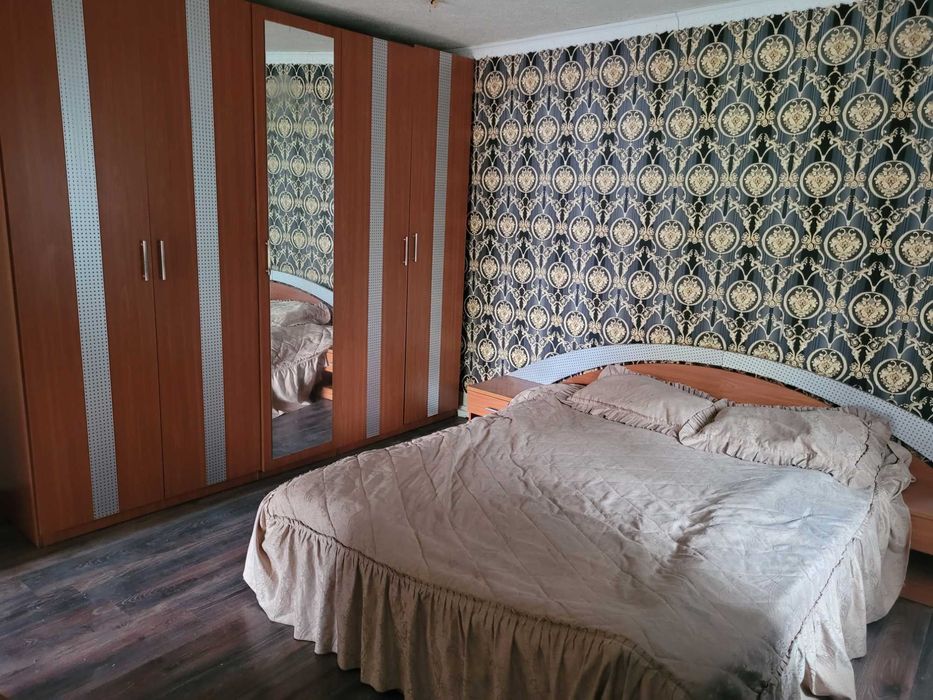 Casa de vanzare . Alecus • OLX.ro