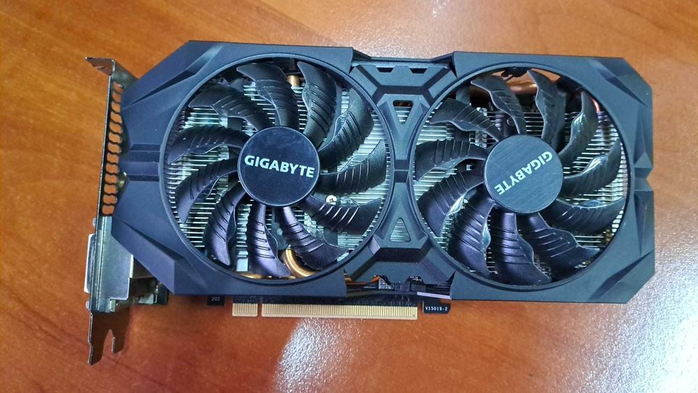 Placa video Gigabyte radeon r9 380, 4GB, 256-bit Iasi • OLX.ro