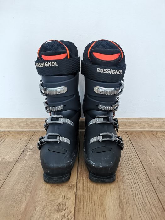 De vanzare Clapari Rossignol 27-27.5 Bucuresti Sectorul 6 • OLX.ro