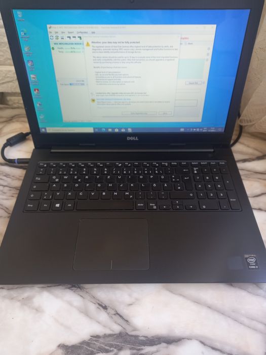 Лаптоп Dell P39F 15.6 Intel Core i7 4510U 12gb AMD Radeon R7 M265 гр ...