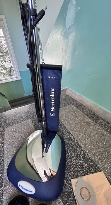 Полираща прахосмукачка Electrolux ZP 14.1 гр. Варна Център • OLX.bg