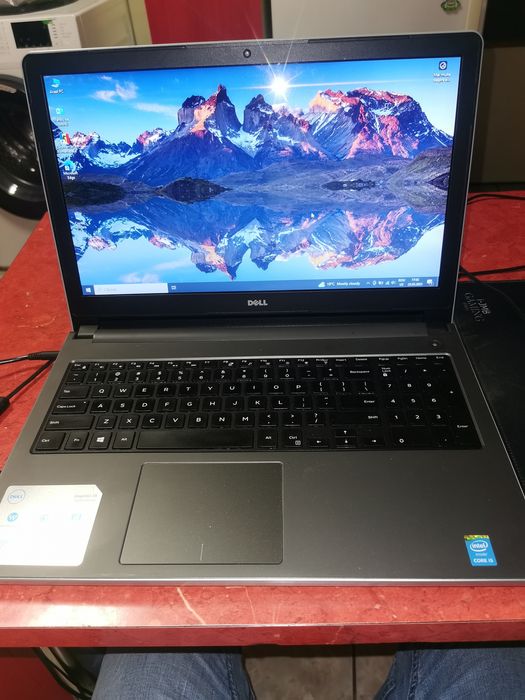 Laptop Dell inspiron 15 i5, 8gb ram, ssd 256 Bucuresti Sectorul 6 • OLX.ro