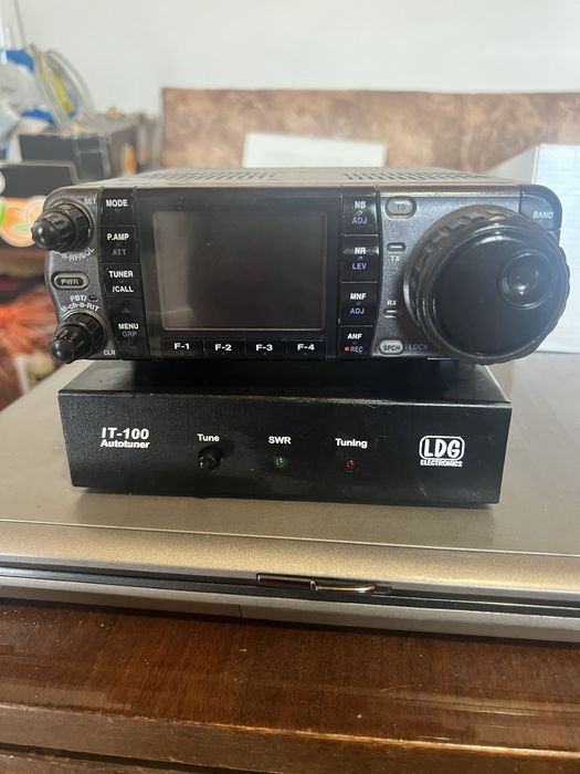 Висококачествен трансивър Icom IC-7000 гр. София Люлин 1 • OLX.bg