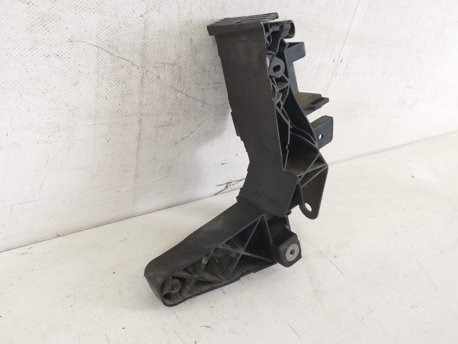 Ляв теглещ крак Mercedes-Benz А-Клас / Mercedes-Benz A-Class [ - ] Ори ...