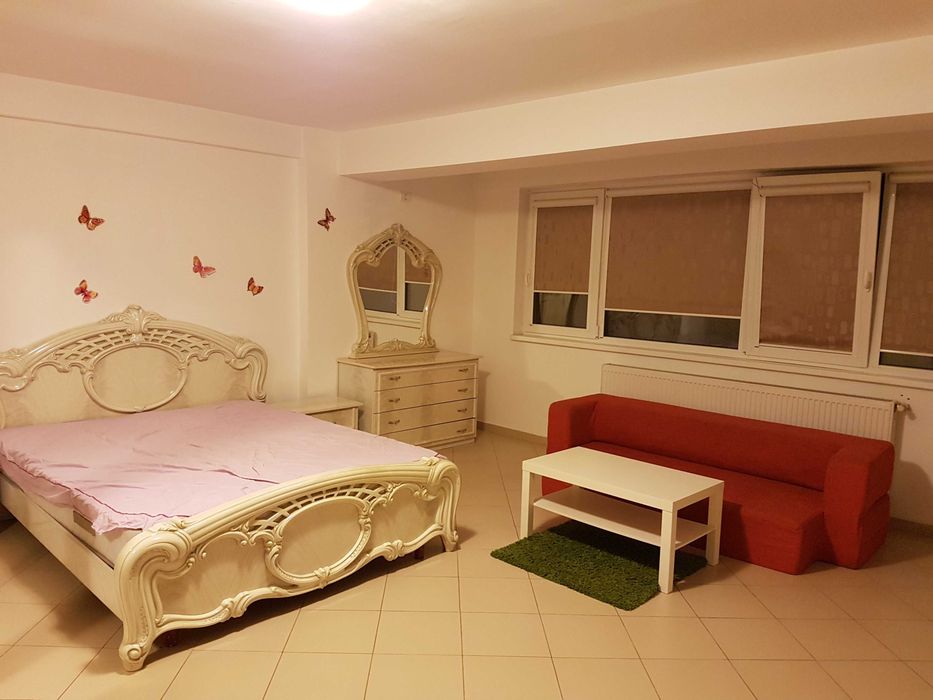 Inchiriere Studio Lux, 40m2 Mall Maritimo Vivo Constanta Constanta • OLX.ro