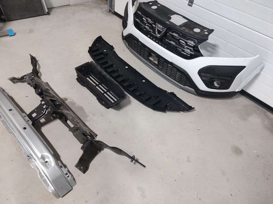 Bara fata , trager ,traversa scut bara Sandero stepway 2021,2022 Bascov • OLX.ro