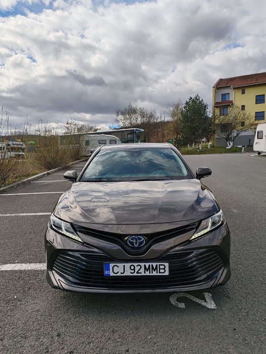 Vand Toyota Camry 2020 Cluj-Napoca • OLX.ro