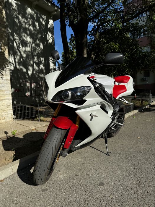 Yamaha r1 rn19 2009 25.000 km Bucuresti Sectorul 2 • OLX.ro