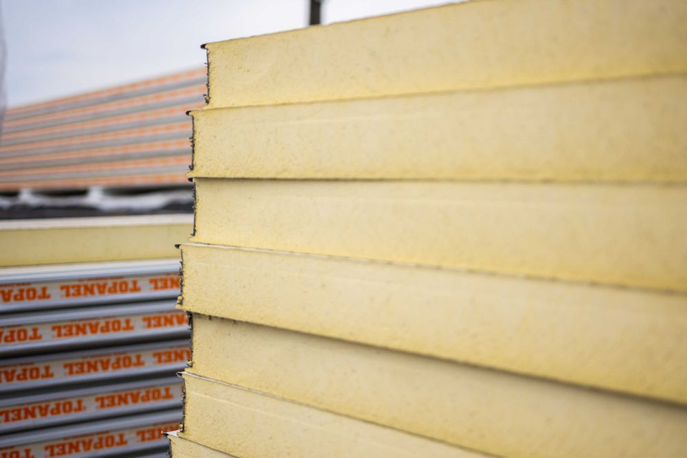 Panouri sandwich termoizolante noi sau calitatea2 Sibiu • OLX.ro