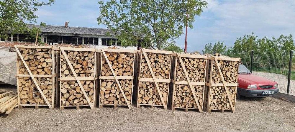 Lemne de foc paletizat cu posibilitatea de plata cu card-ul de energie ...