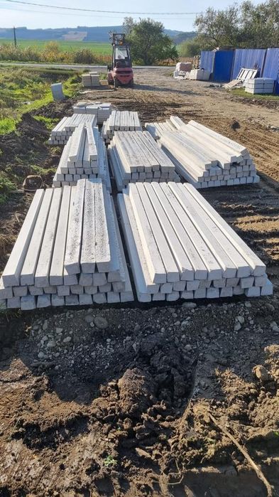 Stâlpi din beton /stâlpi pentru gard Sibiu • OLX.ro