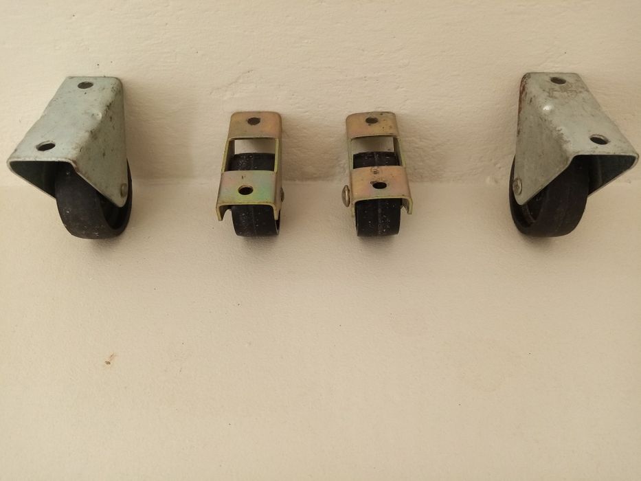 Role / roti pentru mobila, masina de spalat, frigider. Scripeti. Deva ...