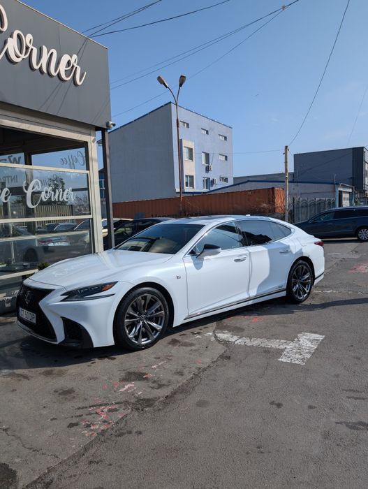 Lexus LS500h Fsport Navodari Tabara • OLX.ro