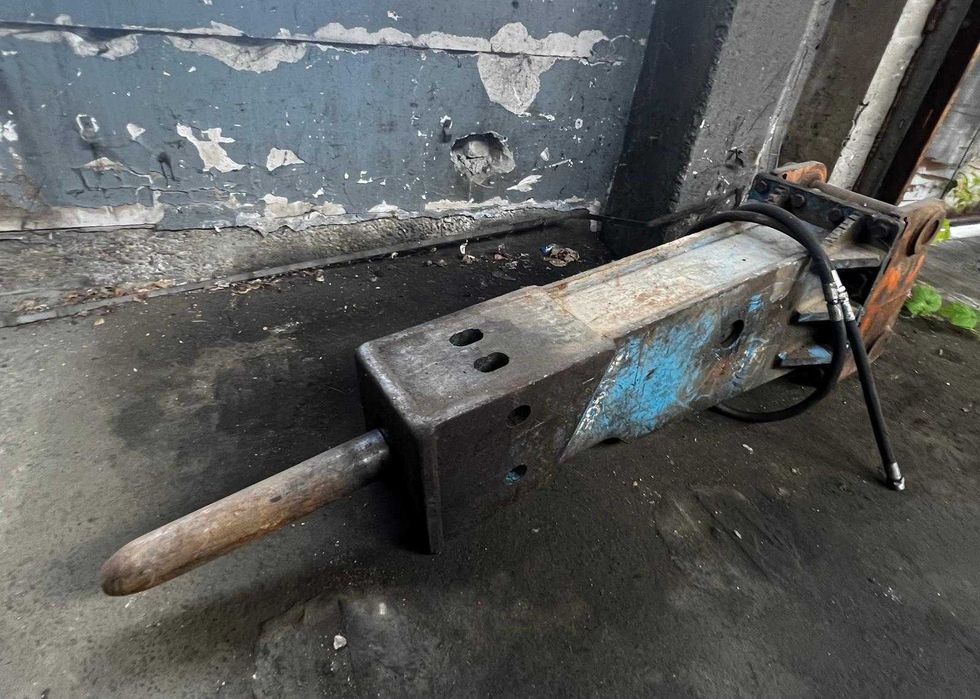 Picon Hidraulic Franz F1300 – Funcțional – 4.500 € Odorheiu Secuiesc ...