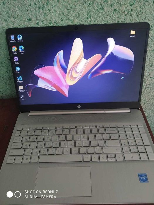 HP Laptop 15s-fq0xxx: 2 000 000 сум - Ноутбуки Булунгур на Olx