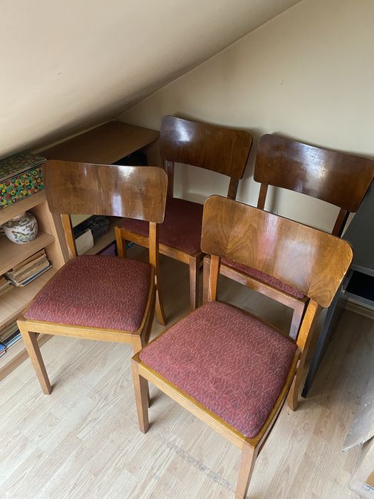 Scaune vechi din lemn cu sezut tapitat Brasov • OLX.ro