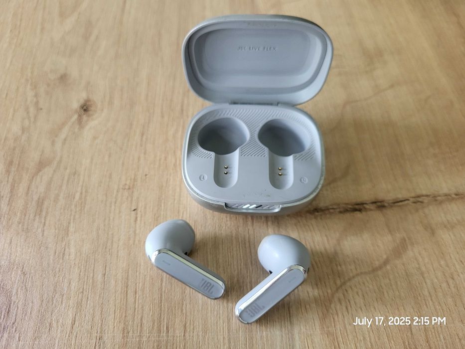 Casti bluetooth JBL Live Flex Targu Secuiesc • OLX.ro