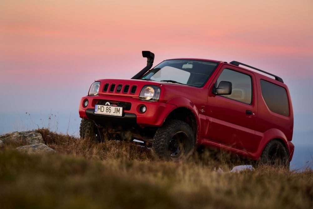 Suzuki Jimny 1.3 benzina 4x4 Hateg • OLX.ro