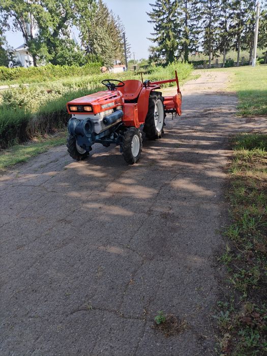 Vând tractoras kubota Buzau • OLX.ro