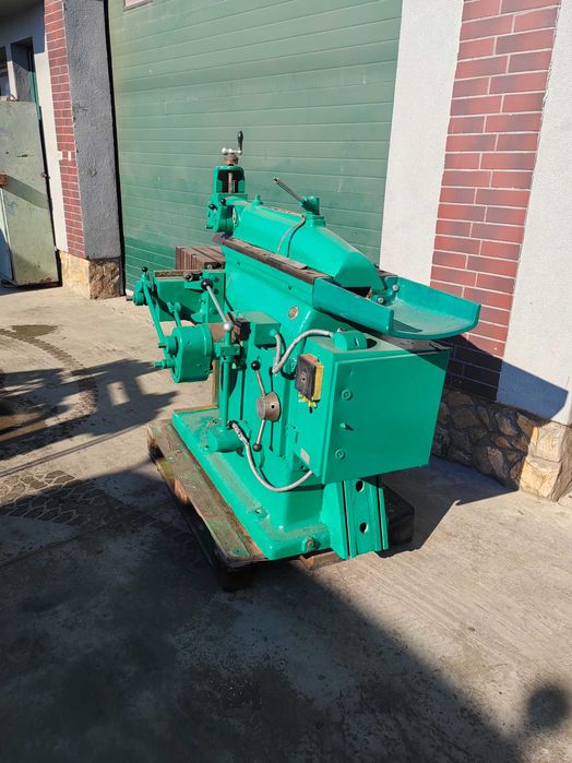 Vand strung , masina de gaurit mare si freza de facut canale de pana ...