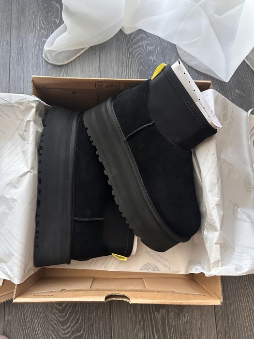 UGG Mini Dipper Platform Black Bucuresti Sectorul 1 • OLX.ro