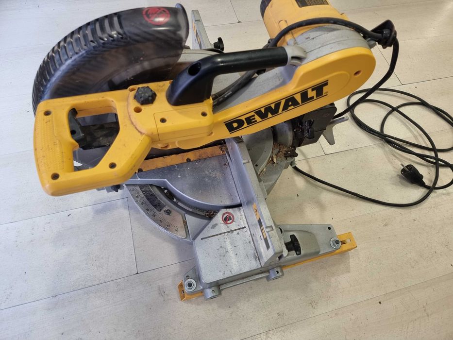 Потапящ циркуляр DEWALT DW716 / Герунг гр. Варна Операта • OLX.bg