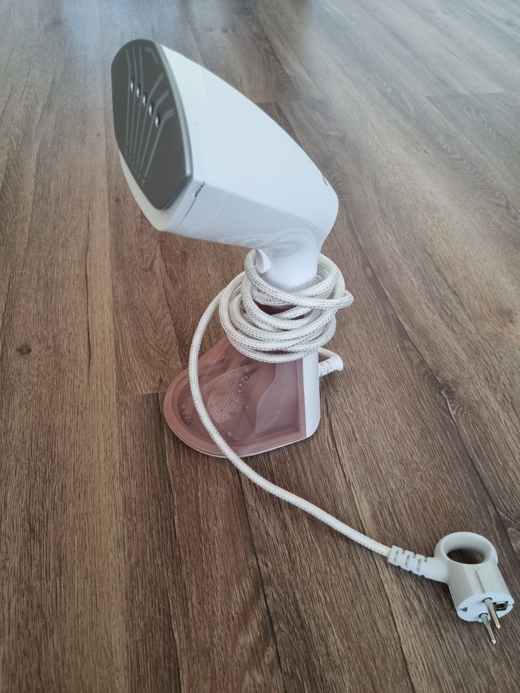 Вертикална ютия Philips GC801/10 гр. София Младост 2 • OLX.bg