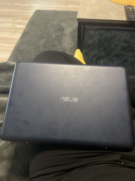Лаптоп asus intel windows с. Хаджидимитрово • OLX.bg