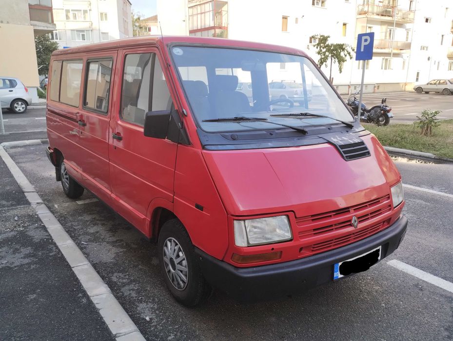 Renault Trafic 8+1 locuri, ITP SI RCA valabile, vehicul istoric Sibiu ...