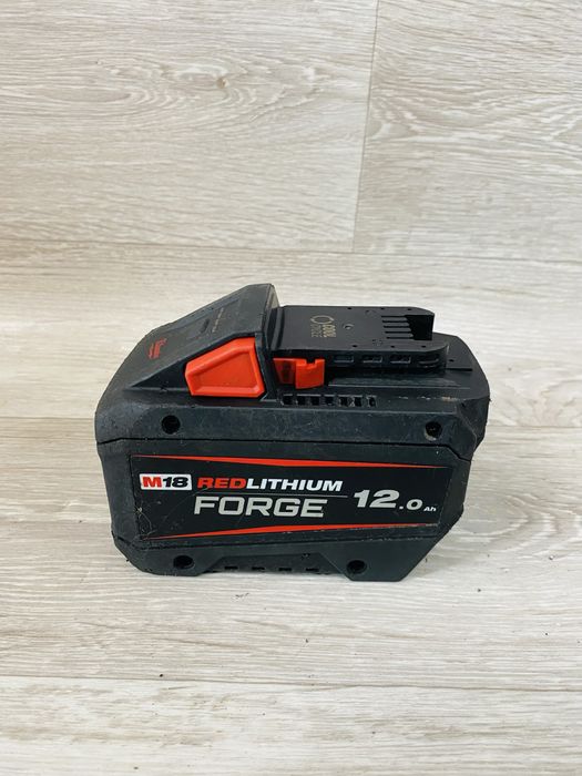 Milwaukee M18 FB12 Forge 12ah Targu Jiu • OLX.ro