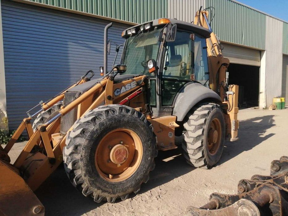 Vand Buldoexcavator Case IH 695SR-4PS Atel • OLX.ro