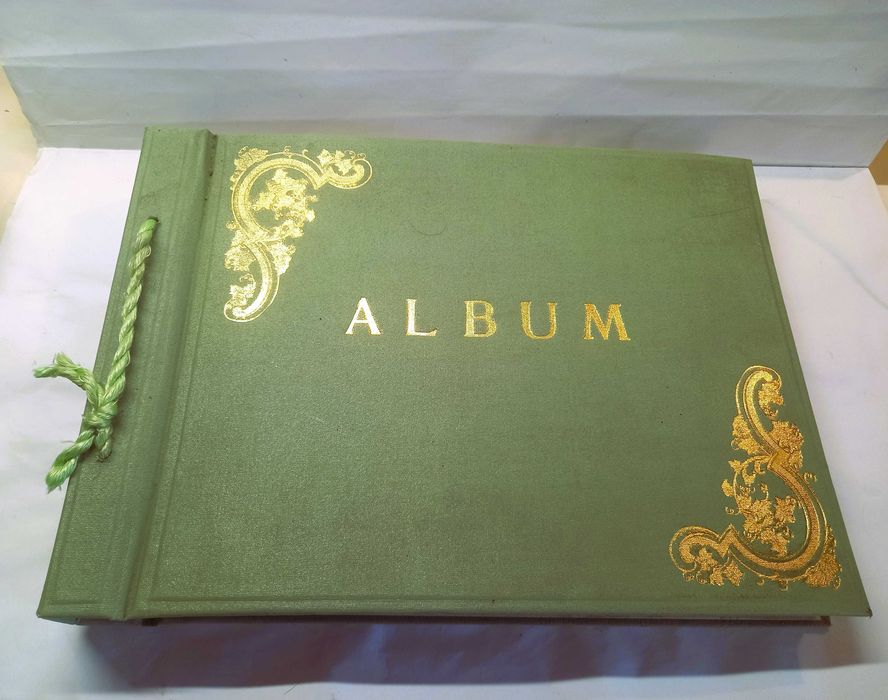 Album foto vechi, 33x24cm, Romania anii '70, păstrat ca nou Bucuresti ...