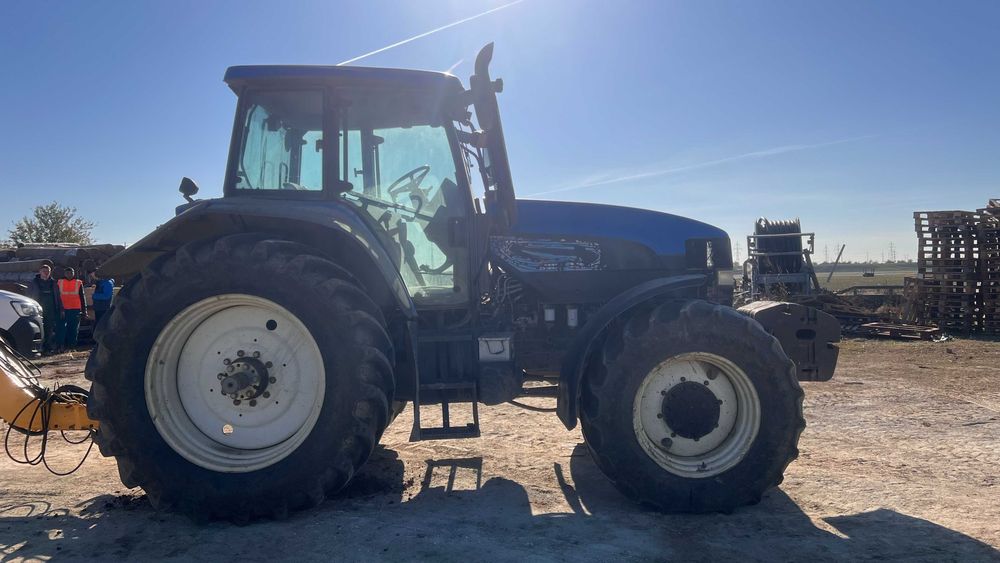 Tractor New Holland TM190 / cu TVA Brasov • OLX.ro