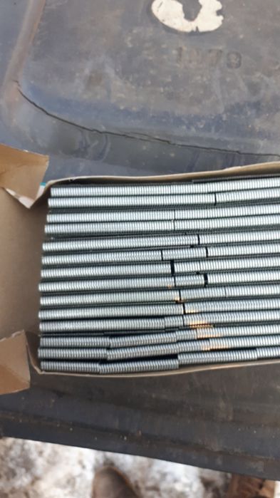 Capse pistol pneumatic 5000 buc in cutie Deva • OLX.ro