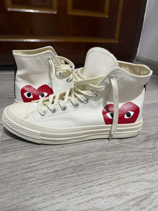 Converse CDG Comme de Garcon albi Ploiesti • OLX.ro