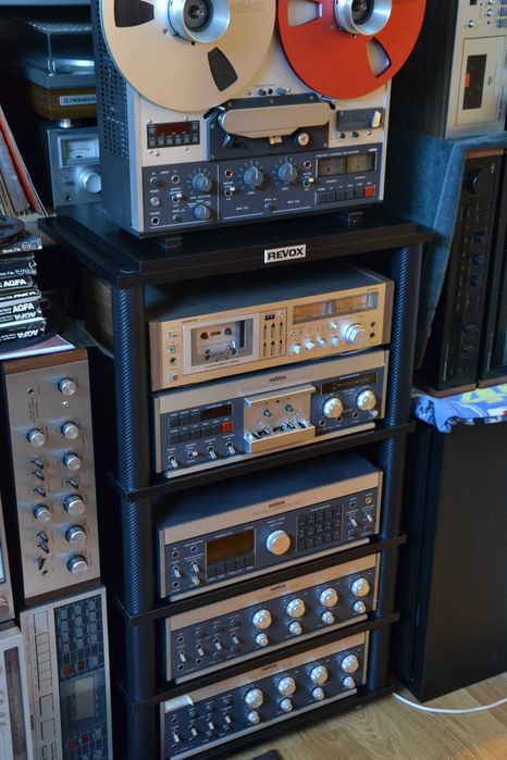 Rack linie audio hi-fi -casetofon Akai GX F71 Bec vu metre akai ...