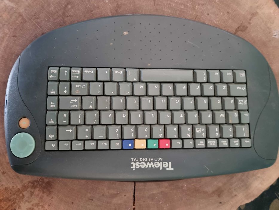 Telewest клавиатура гр. Монтана Идеален център • OLX.bg