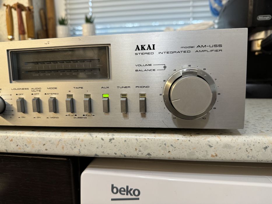 Akai AM-U55 стерео гр. Шумен 2-ри корпус • OLX.bg