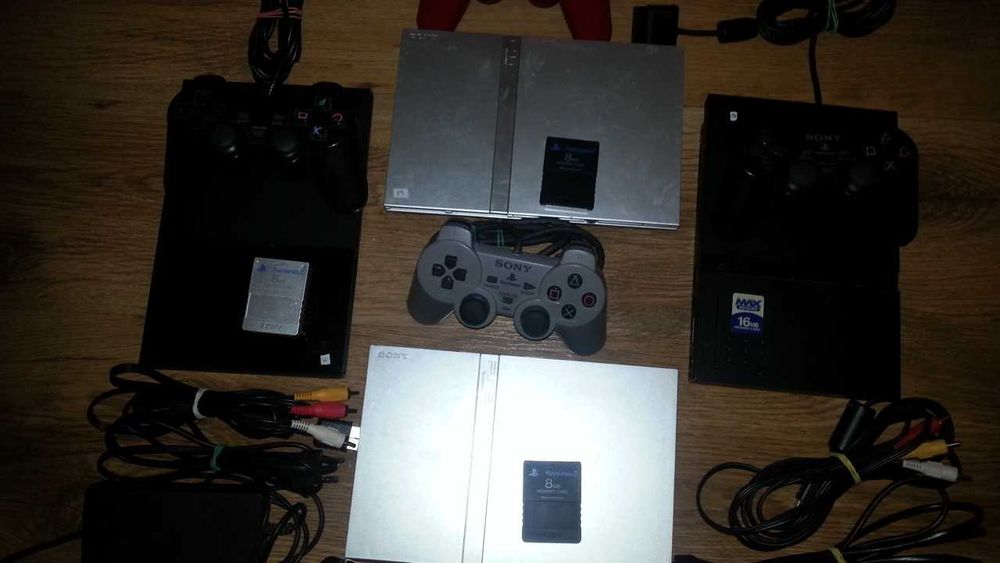 PS2 Playstation 2 Sony ps 2 + 1 joc cadou FIFA, PES, F 1, Mașini etc Targu Jiu • OLX.ro