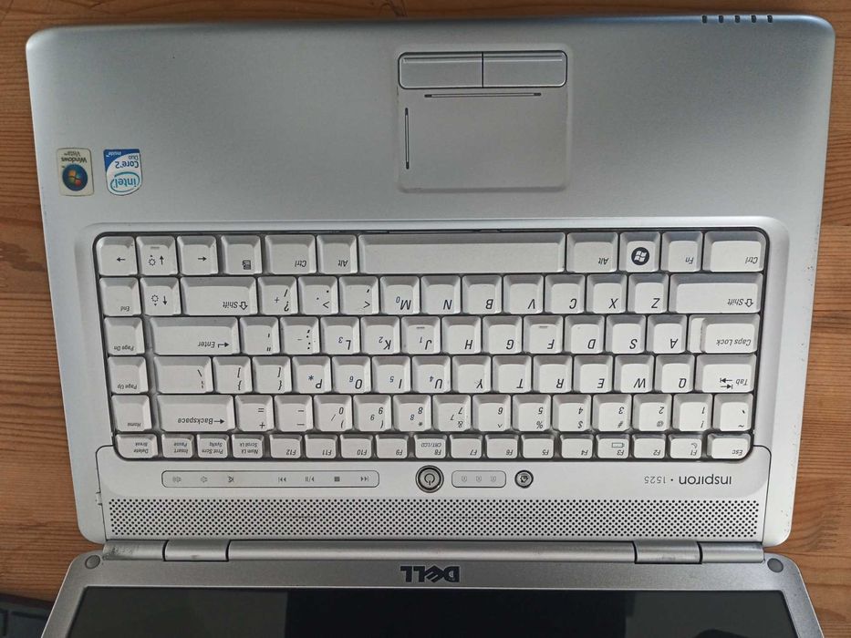 Лаптоп DELL Inspiron 1525 гр. София Център • OLX.bg