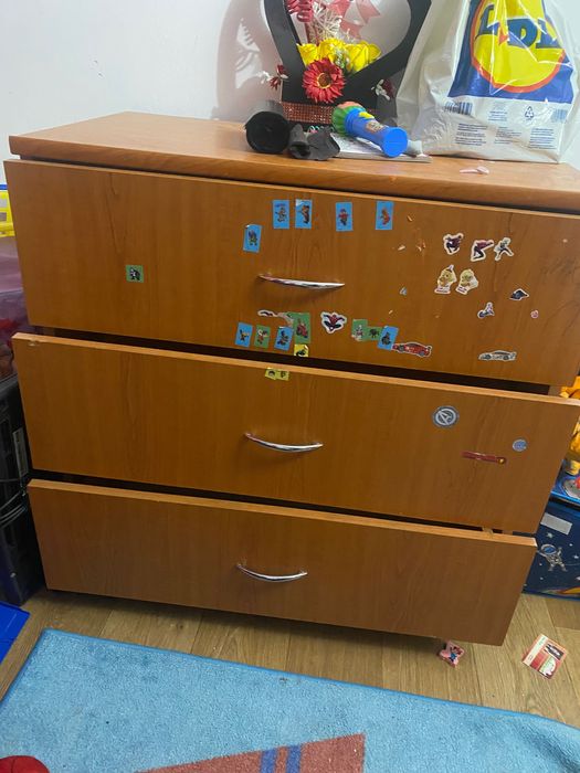 Donez mobilierul Bucuresti Sectorul 3 • OLX.ro