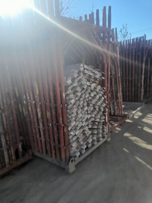 Schela metalica si podine zincate Sacele • OLX.ro