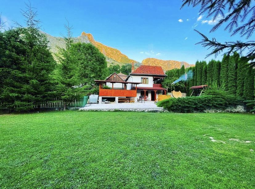 Cabana De Inchiriat RIMETEA cu ciubar‼️ Rimetea • OLX.ro