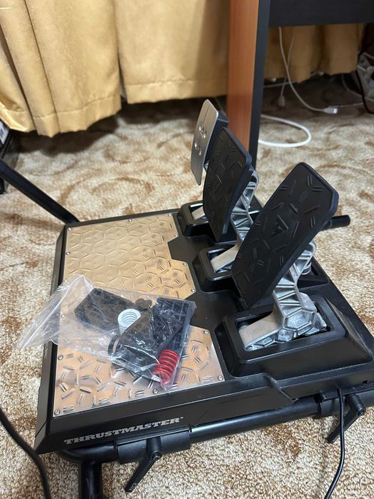 Thrustmaster T-LCM Pedals Load Cell - PC/PS5/PS4/Xbox Deva • OLX.ro