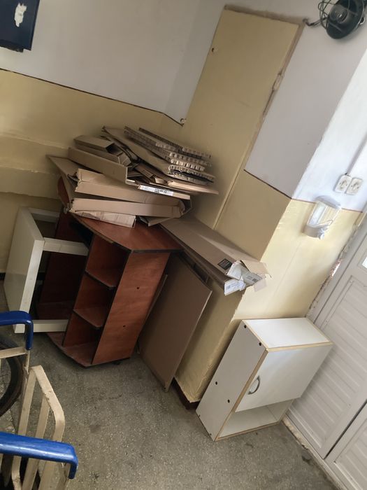 Donez mobila/cartoane pentru lemne de foc Bucuresti Sectorul 6 • OLX.ro