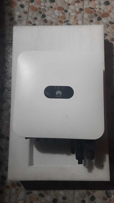 Invertor hibrid HUAWEI SUN2000-5KTL-L1 + HUAWEI Smart Meter Bacau • OLX.ro